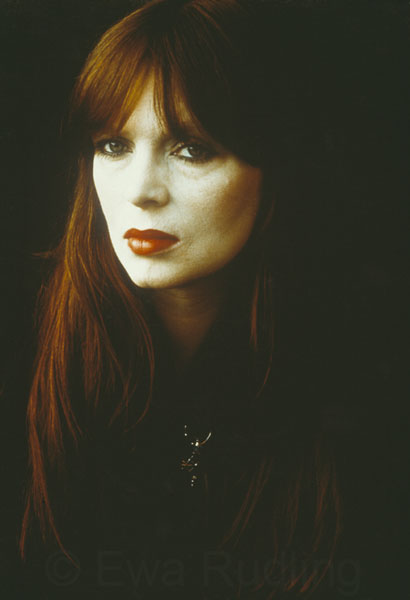 COVERS & LOVERS : NICO